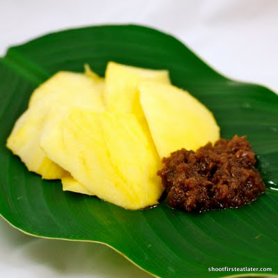 ALL i WANNA DO is BAKE!: Bagoong Guisado | Panlasang Pinoy