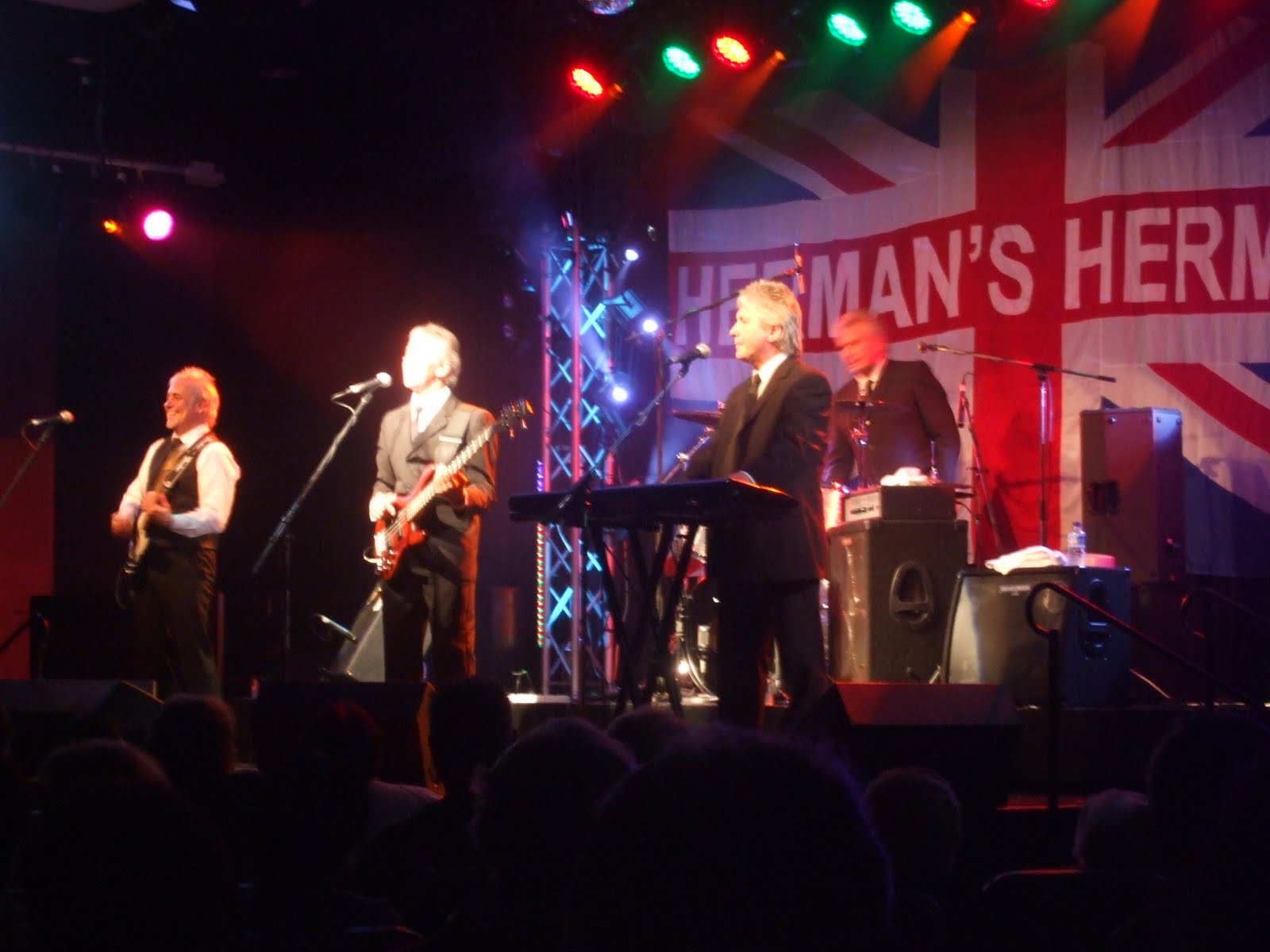 Hermans Hermits starring Barry Whitwam @ Kedron-Wavell September 10th 2010