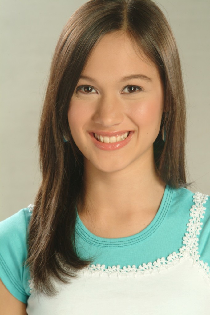 Melissa Ricks gives life to a legendary character, Valentina ...