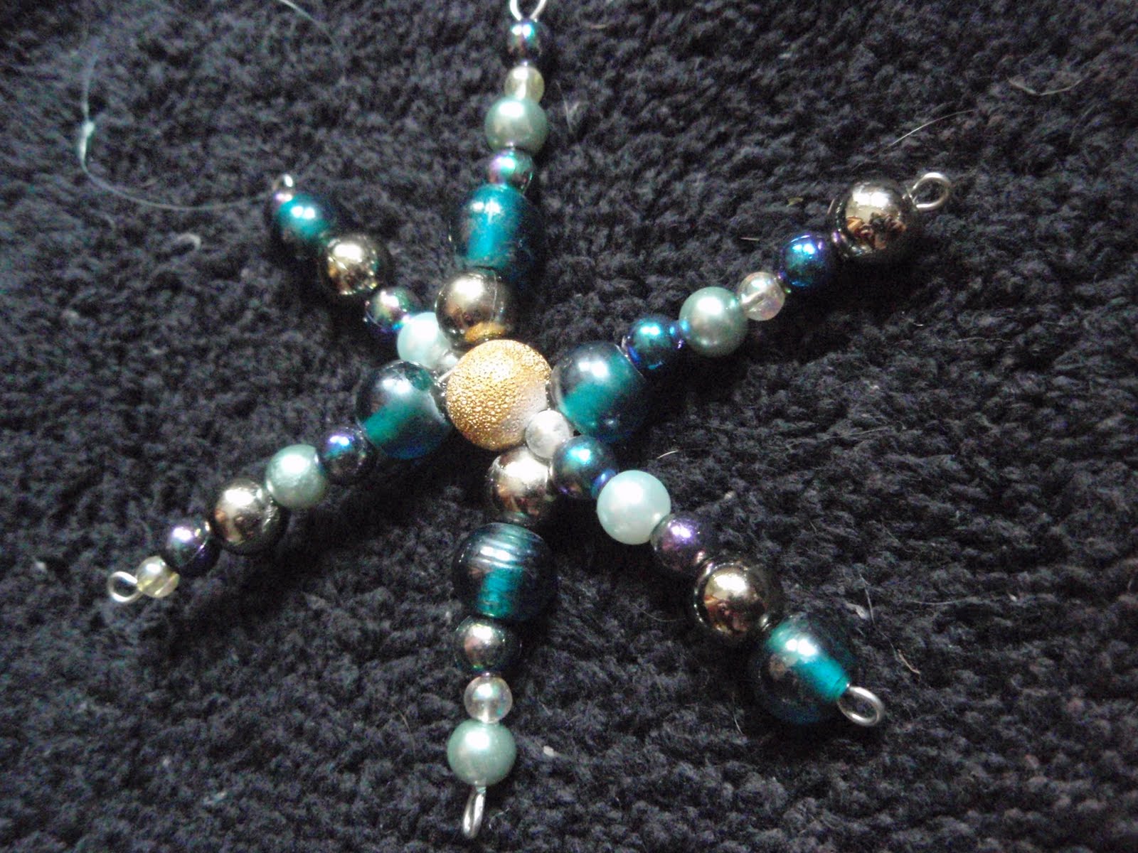 Sun Sparkle Designs: icy snowflakes