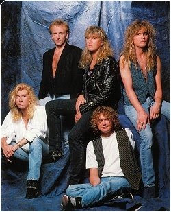 Kelly st angel: [Historia Def Leppard]