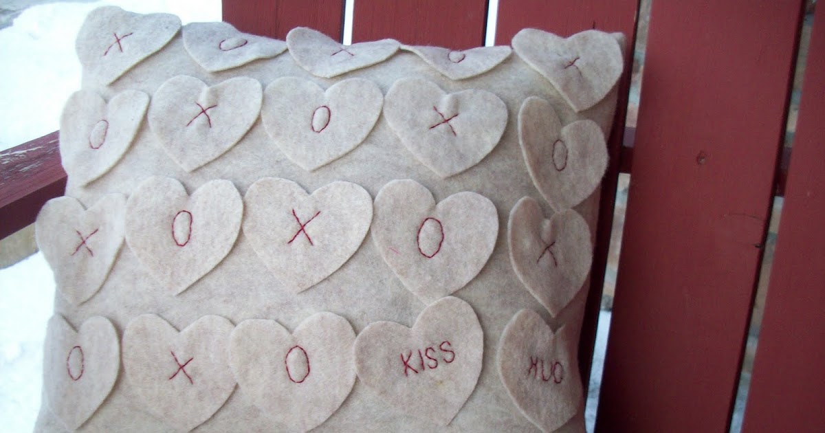 Ameroonie Designs Hugs And Kisses Pillow