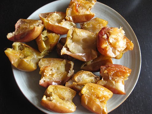 Southern Fried Curry: Reforming Bad Apples: Roasted Applesauce