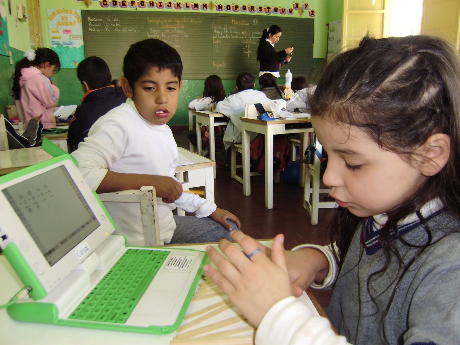 ASI SOY YO!: Realizando tareas en el aula