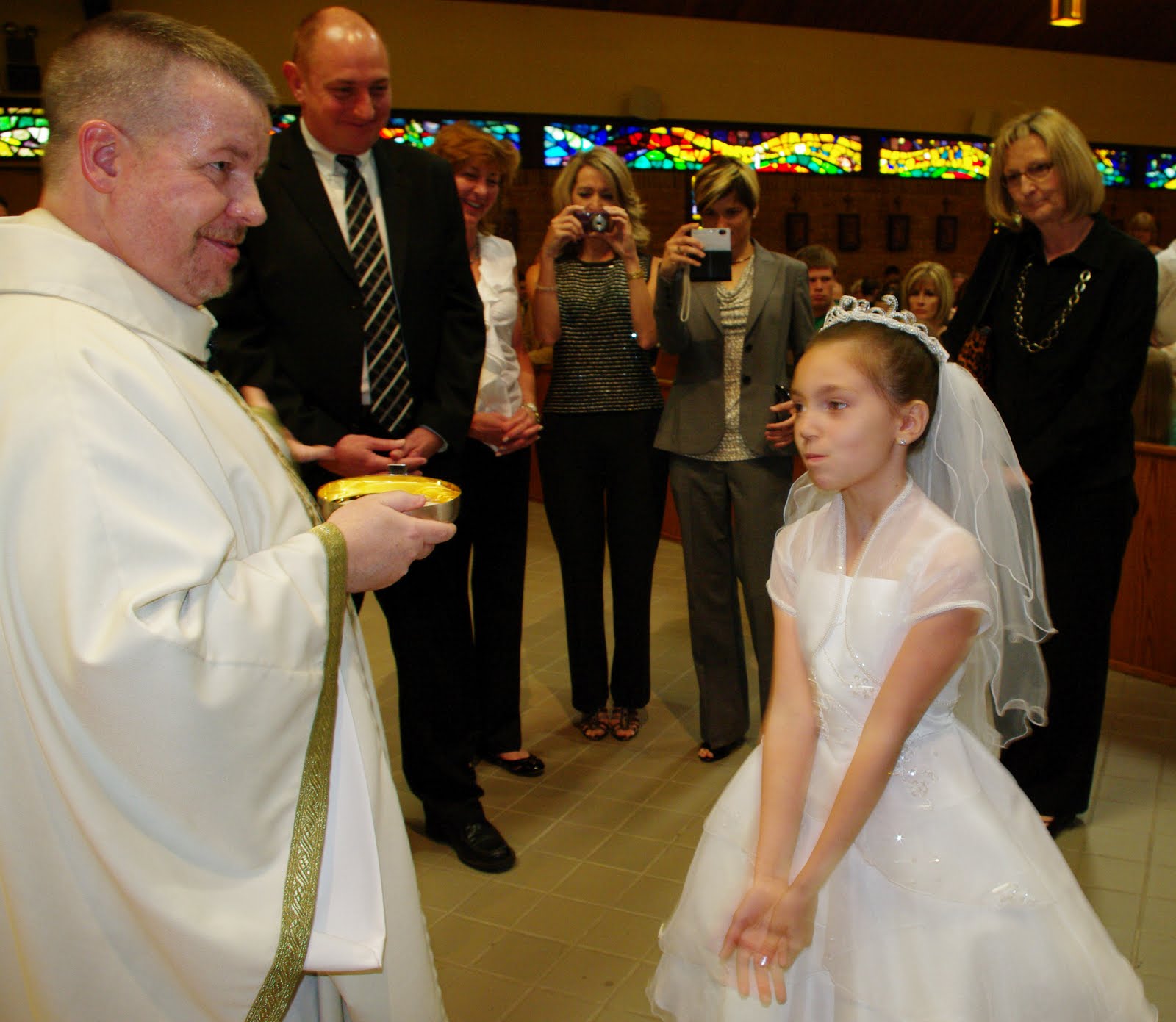 A milestone: First Holy Communion | Pieces of a Mom