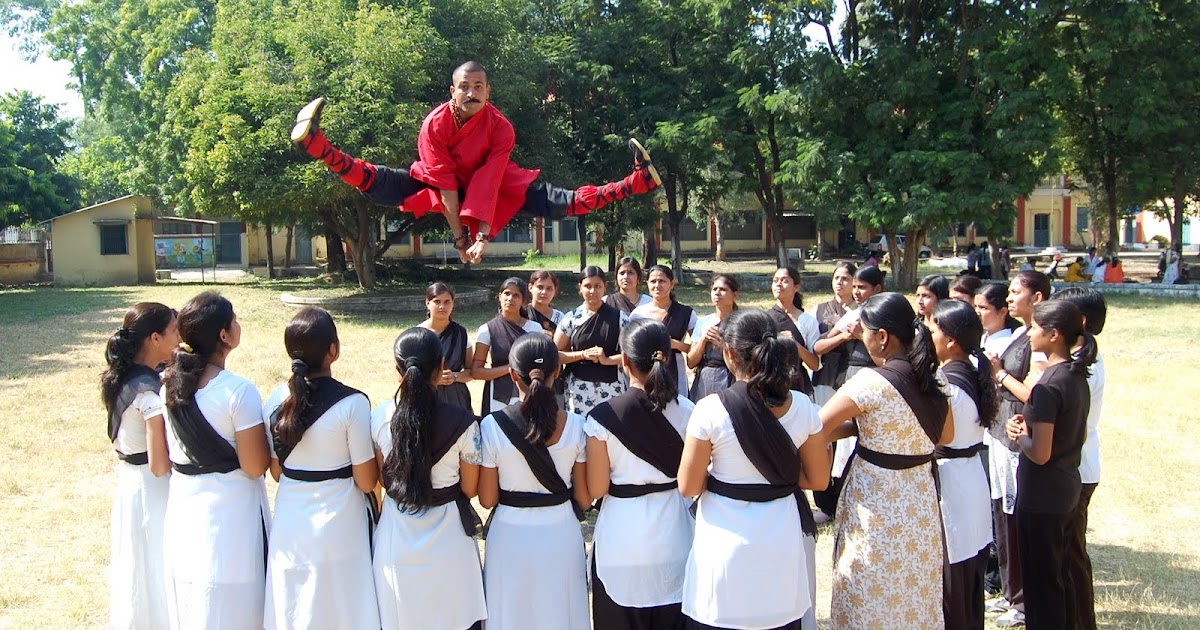 GRAND MASTER Headmaster-Founder -Father of Indian Warrior Monks ...