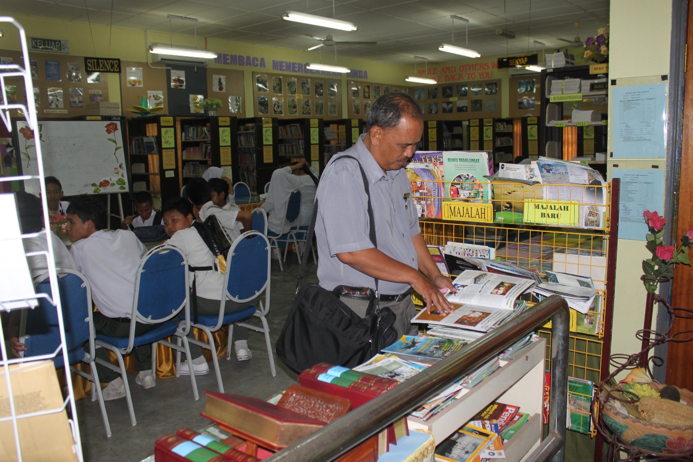 VOKASMA Today: VISIT BY FORM 3 STUDENTS SMK PANGKOR