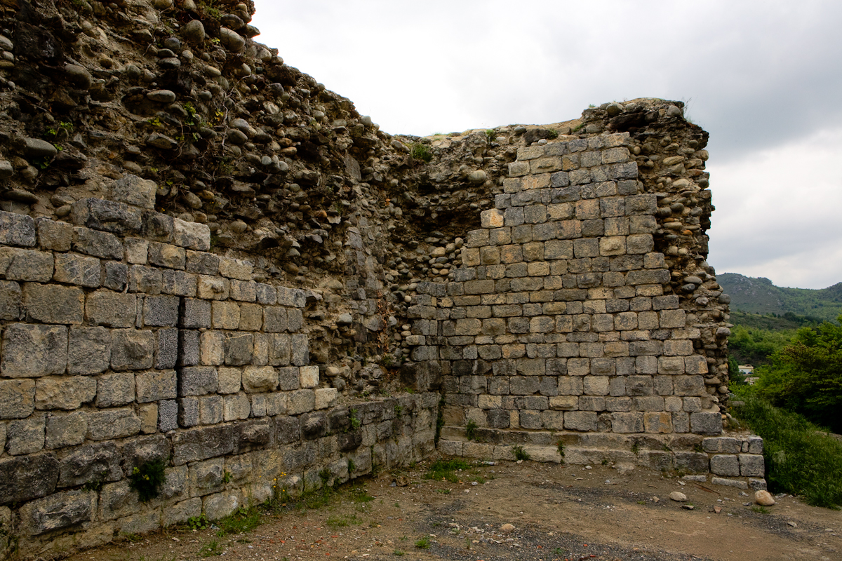 Kreider's Korner Photographs: Quillan Castle and the River Aude, Quillan