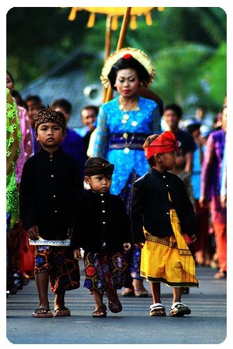 TRADISI MERARIQ ADAT LOMBOK, AKULTURASI ISLAM DAN BUDAYA LOKAL ~ J A I ...