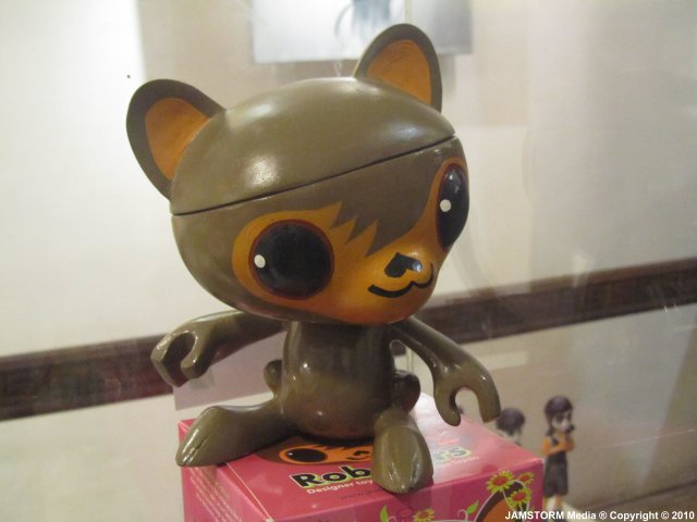 GeekMatic!: The Launching of Binil Custom Toy Exhbit!