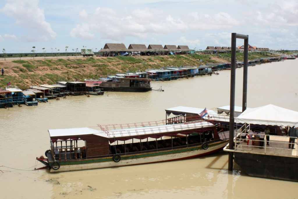 Indigenous Boats: More Boats of the Tonle Sap, Cambodia