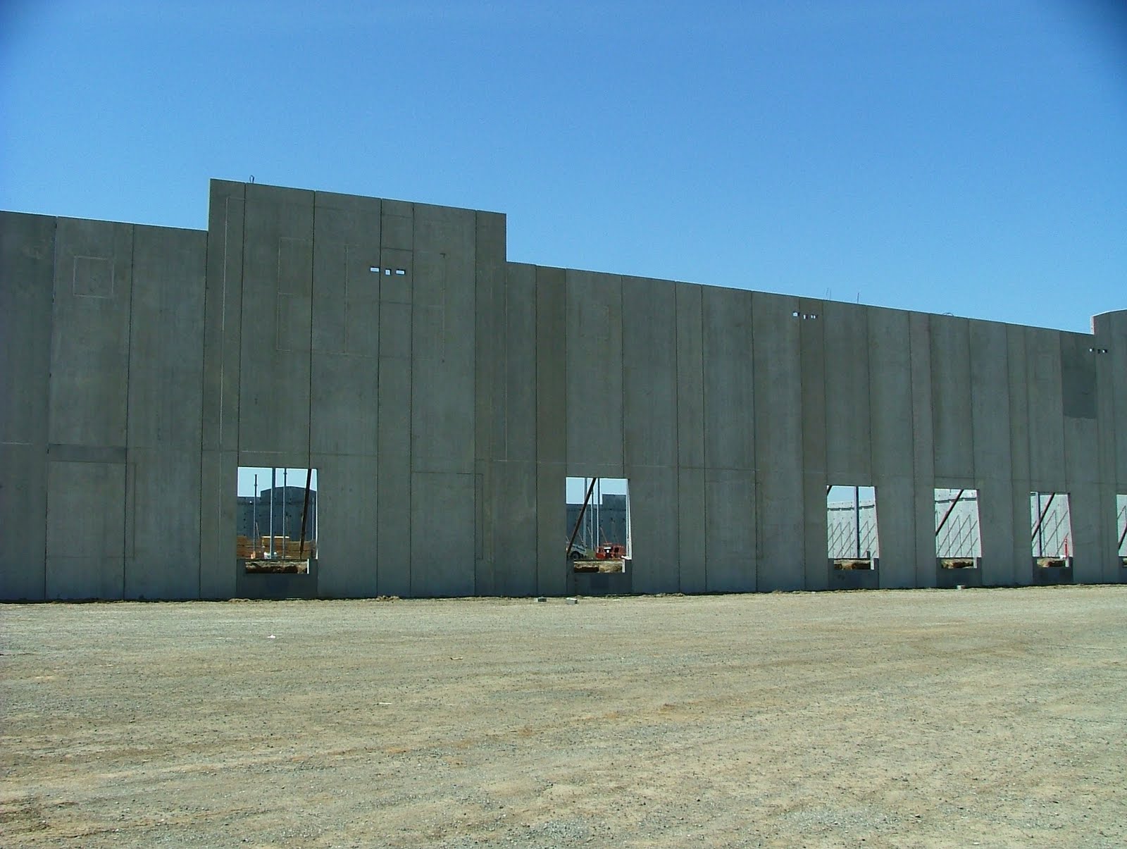 Bluebear's Photo Gallery: 650,000 Square Feet