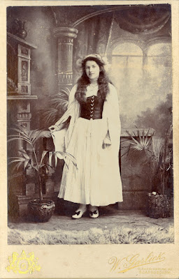 Olive Tree Genealogy Blog: Ada Harland's WW1 Diary from Yorkshire ...