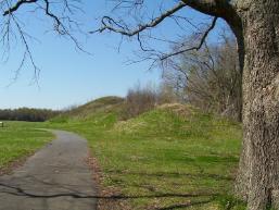 Explore Southern History: Spiro Mounds Archaeological Center - Spiro ...