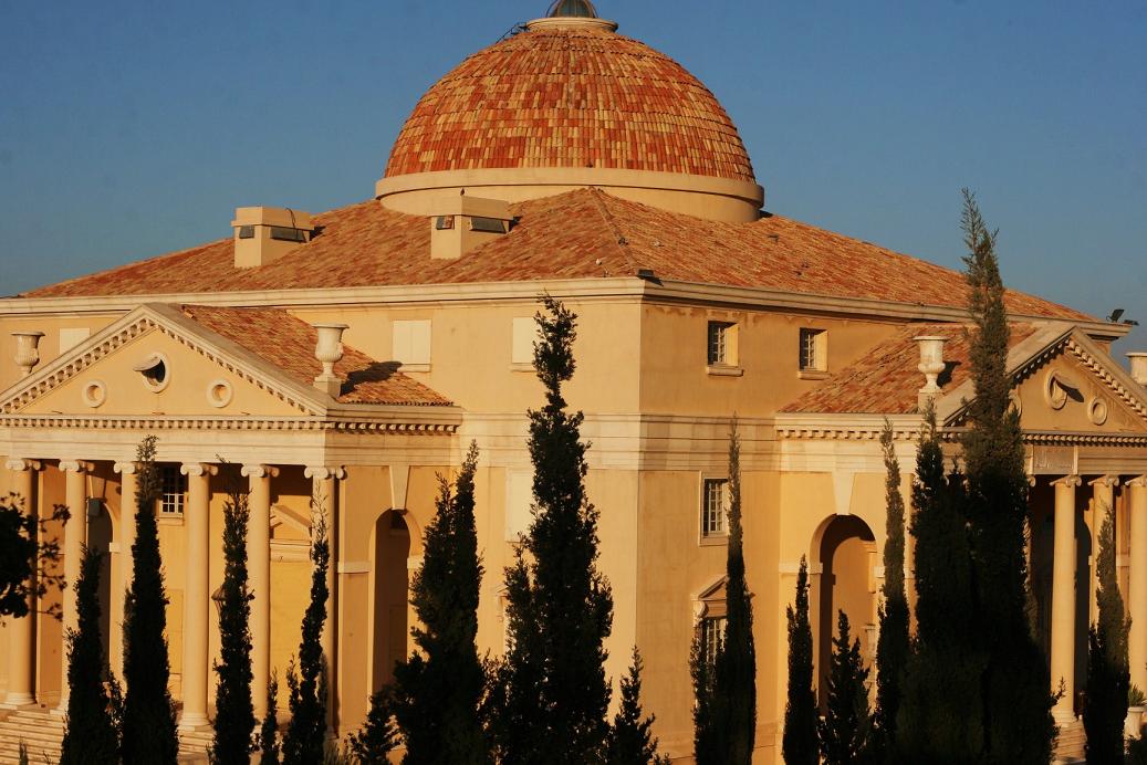 The East of the Middle: Richest Palestinian Munib Masri's crib. Eat ...