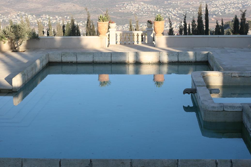 The East of the Middle: Richest Palestinian Munib Masri's crib. Eat ...