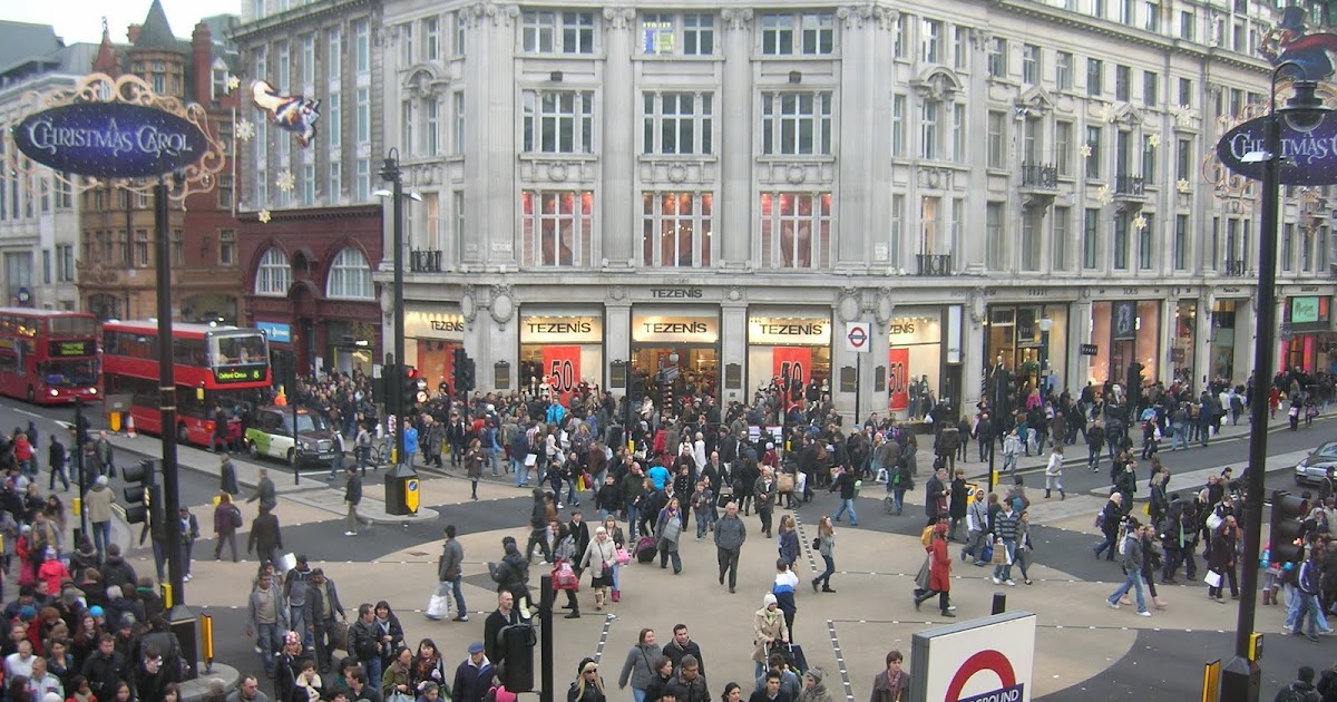 Urban Intersections: Oxford St. and Regent St., London