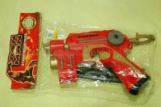 Oh!pEnions: Bootleg Iron Man Nerf Gun