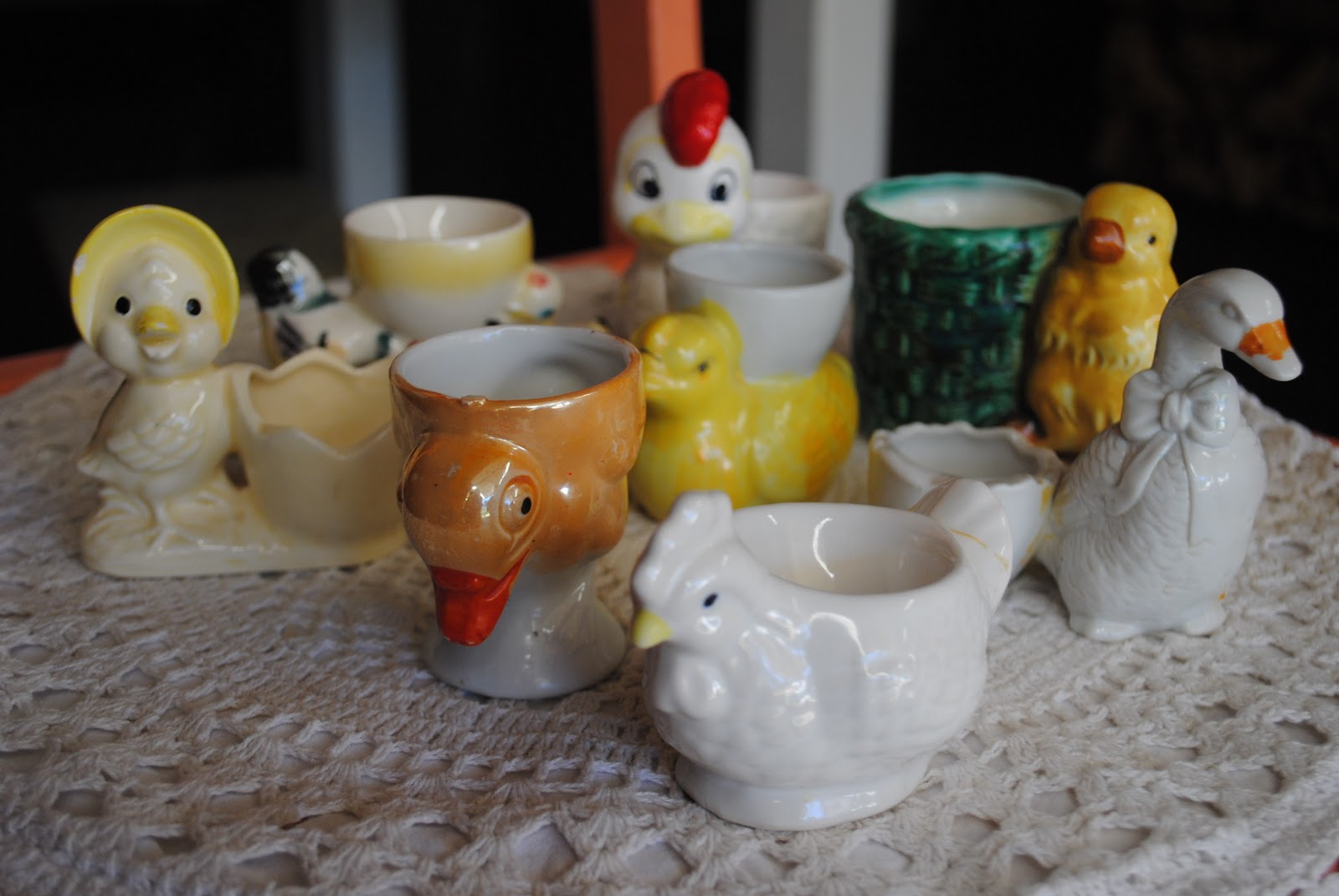 sebastian and sienna: I collect cute ceramic things.