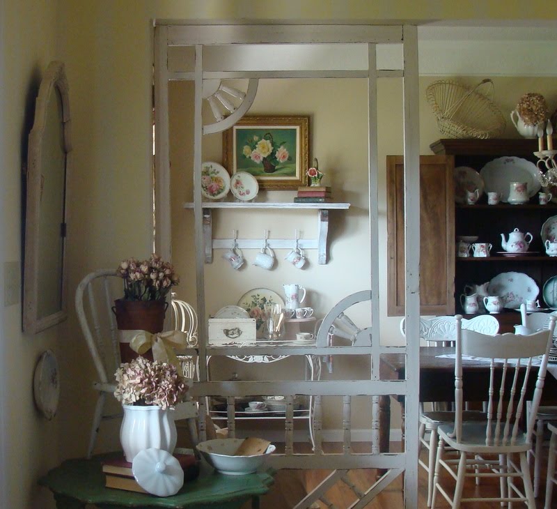 The Decorating Diaries: Screen Door