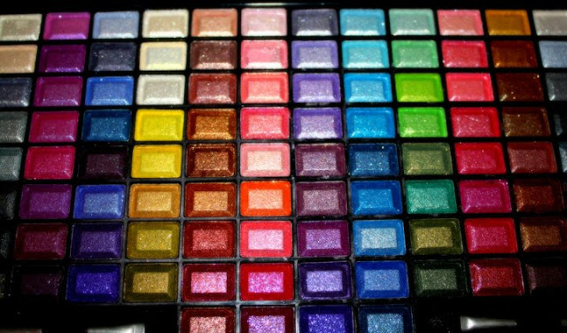 I-Glam Dash MISS ROSE: Wet Eyeshadow Palette 100 and 108 colours