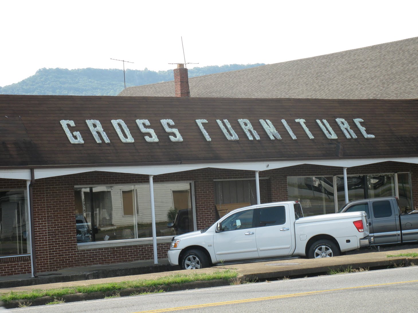 Eccentric Roadside: November 2010