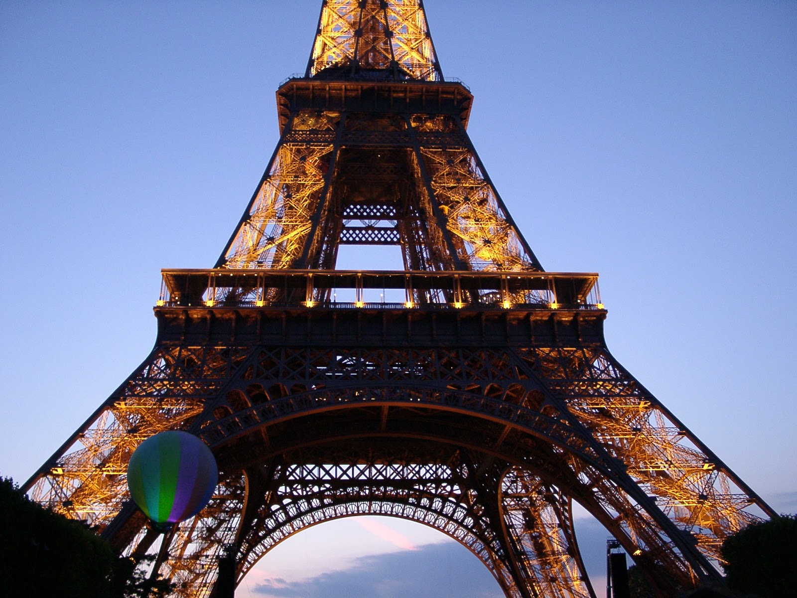 Éclectique: Paris s'illumine