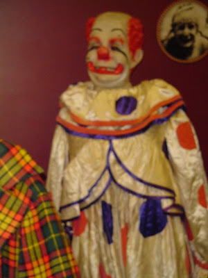 Doctor Gogol's Emporium of Random Clap Trap: The International Clown ...