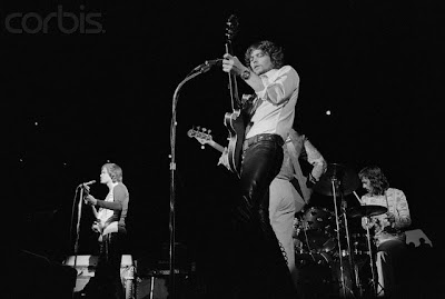 LA CREMA ROCK: BREAD