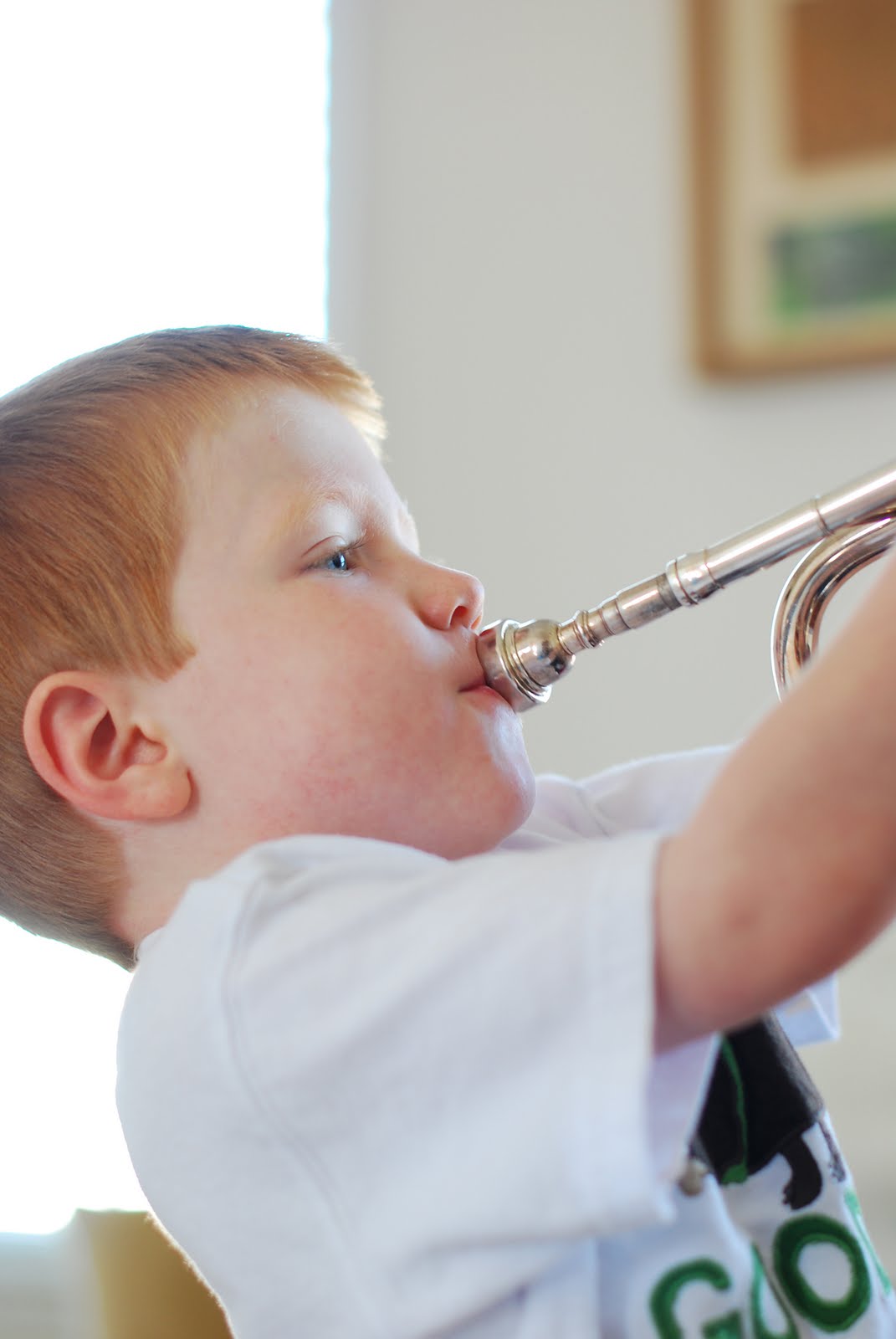 Semenick family: Learning to play the trumpet
