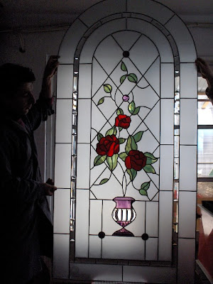 VITRALII: Modele florale