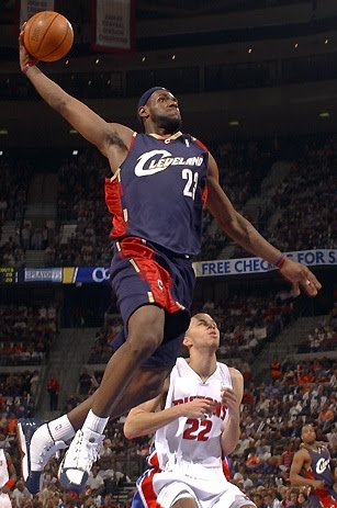 The Unlikely Fan: THE WORLD CUP, TRANSLATED INTO AMERICAN