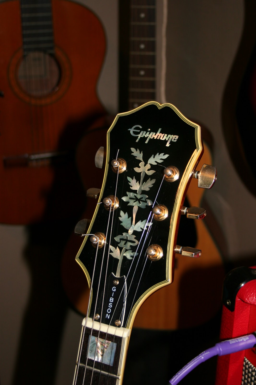 Guitar Jam Guitars: EPIPHONE SEMI HOLLOW BODY