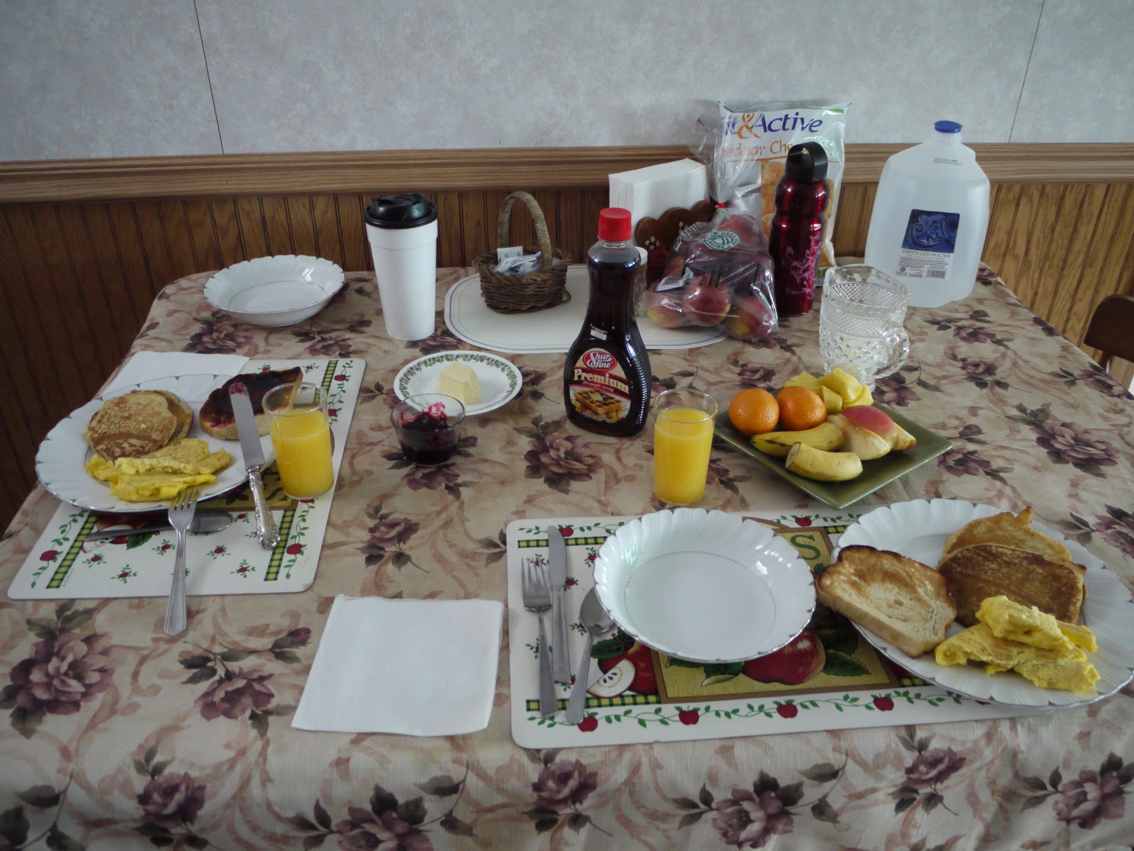 Busy Blessings: An Amish Birthday