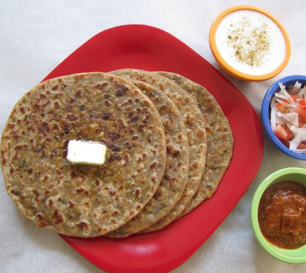 Sprout Moong Paratha Recipe - Banana-breads.com