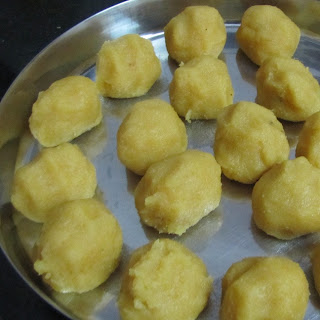Super Yummy Recipes: Traditional Andhra Style Sweet Bobattu