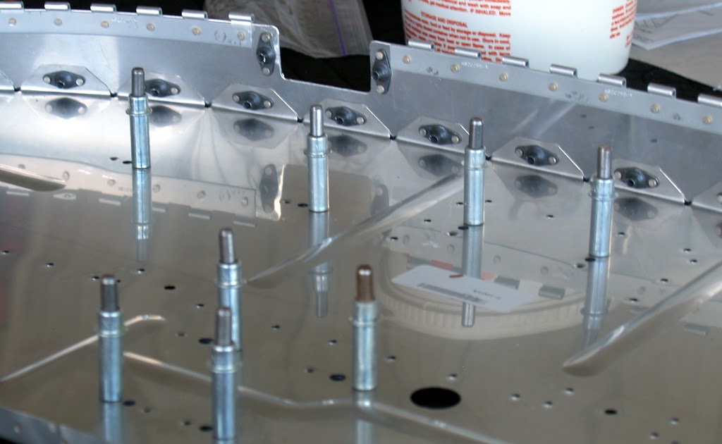 Schmetterling Aviation: The upper firewall