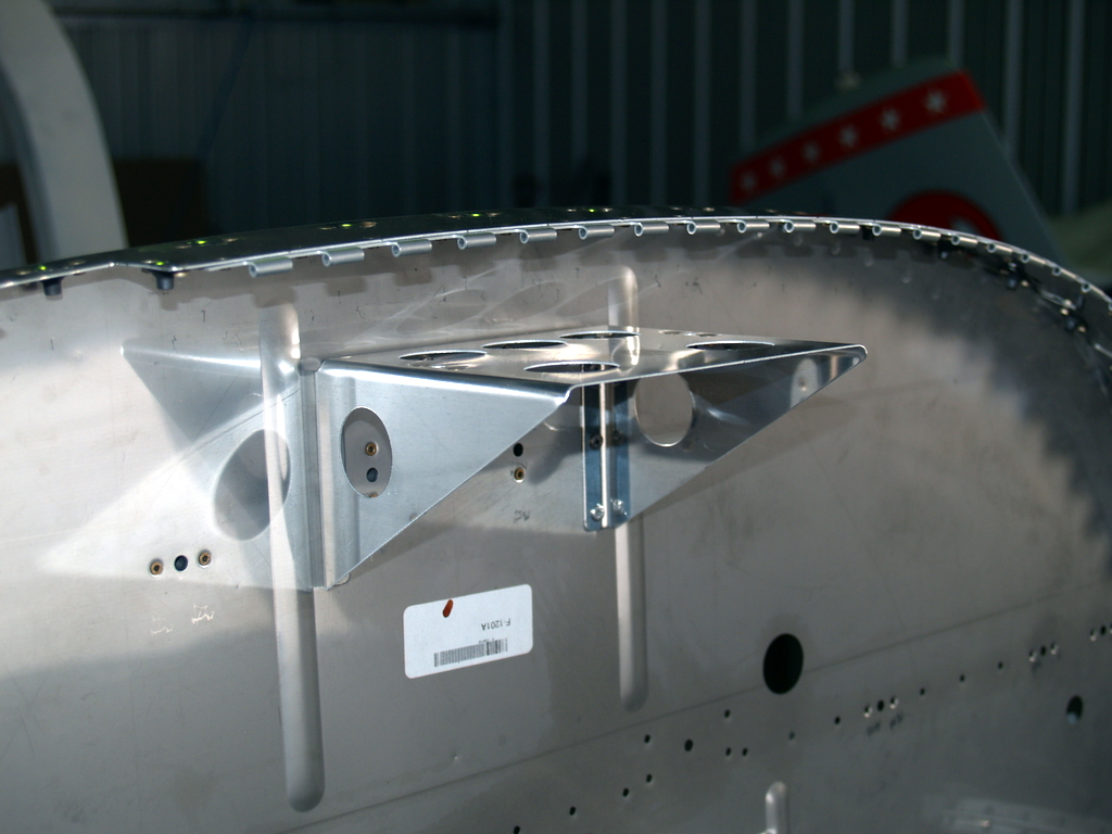 Schmetterling Aviation: The upper firewall