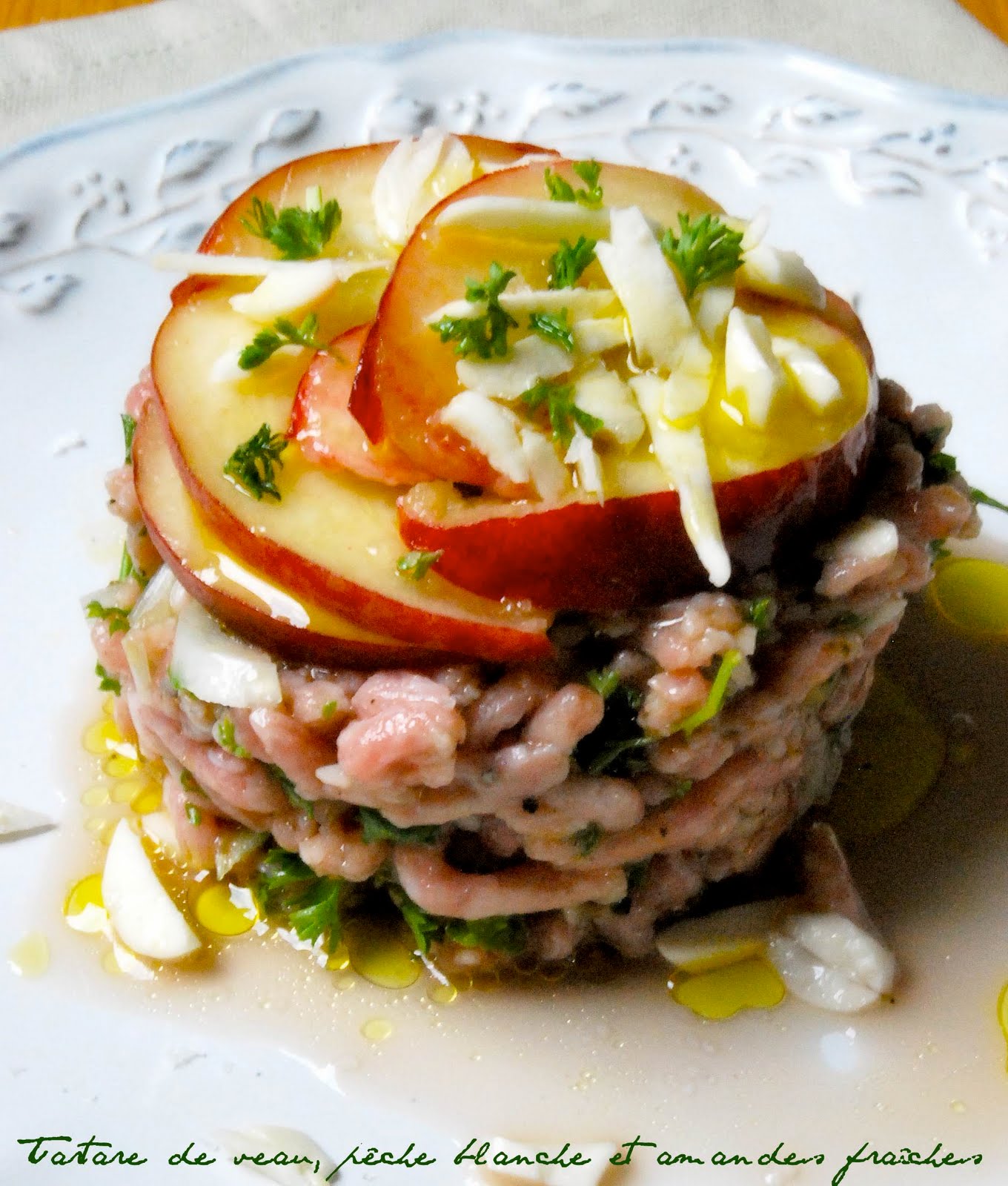 Tartare de veau à la pêche et amande fraiche (ré-edit)