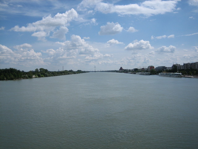 El Blog de Sexto B: El Danubio azul