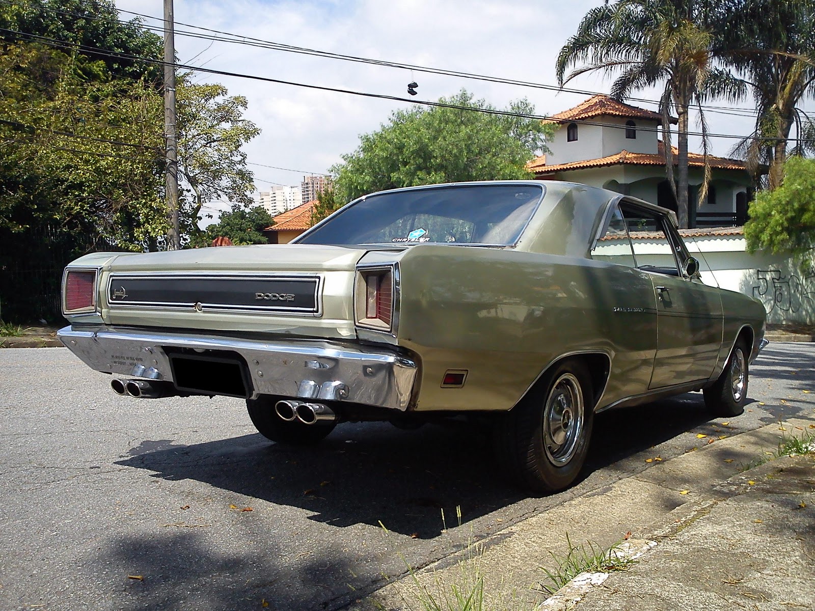 Dodge Fever: Fotos do Dart 77 do meu pai