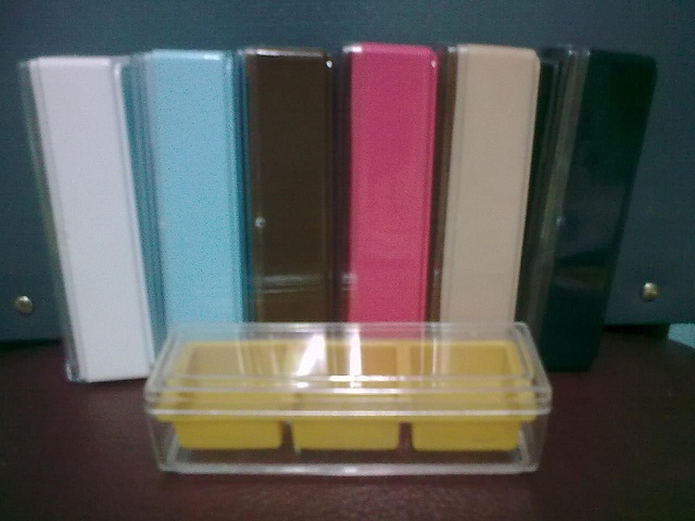 HANUM BAKERS: NEW CHOCOLATE CONTAINERS, FOILS & STICKS