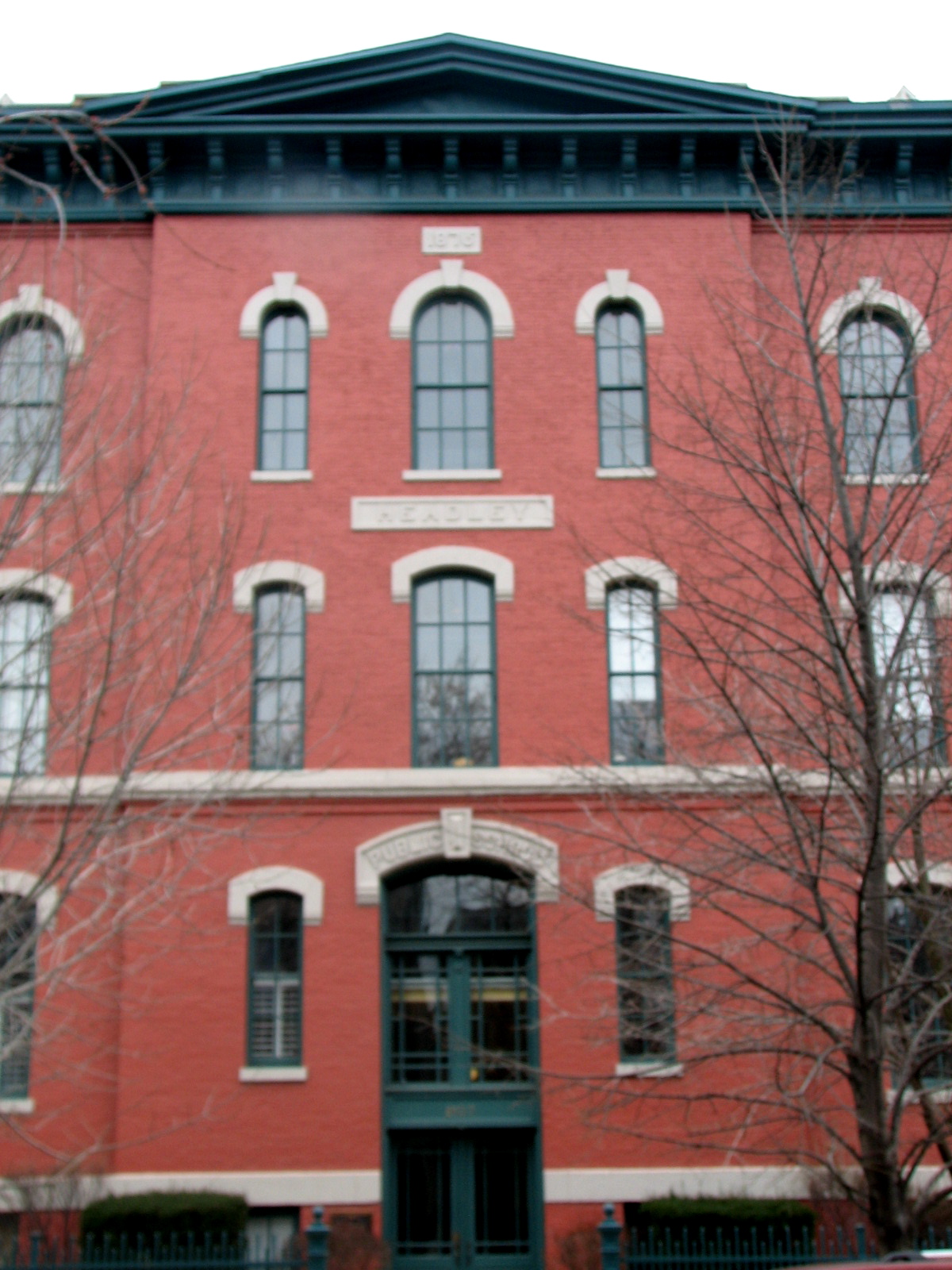 The Oldest School in Chicago | Connecting the Windy City