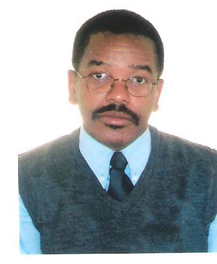 VIDA E OBRA DO ESCRITOR ANGOLANO, ANÍBAL SIMÕES