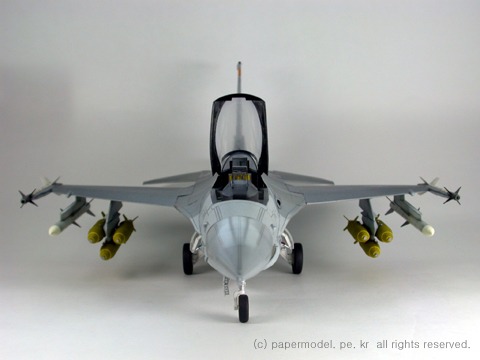 Military Paper Model: F-16 Fighting Falcon Paper Model