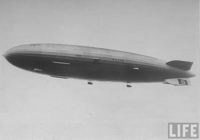 NAZI JERMAN: Tragedi Meledaknya Balon Udara Raksasa Zeppelin 'Hindenburg'