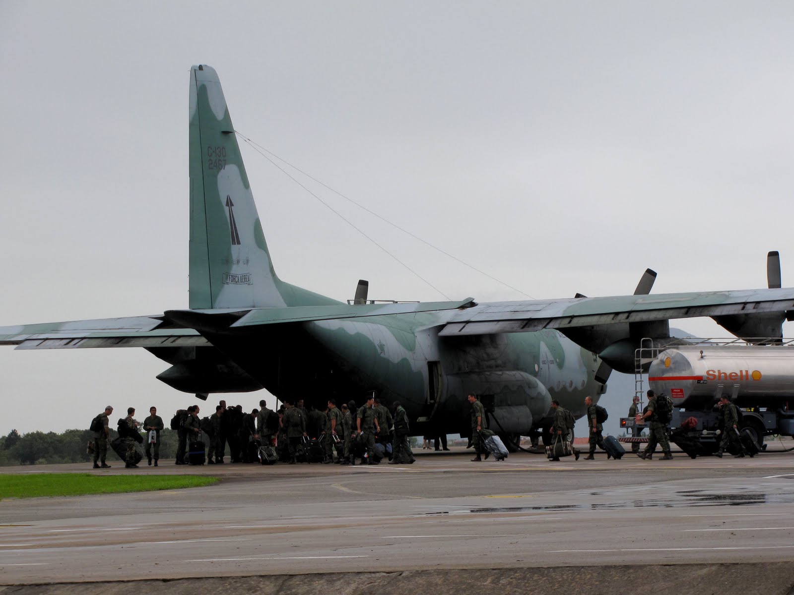 Aeroporto Internacional de Navegantes: Lockheed C-130 Hércules - Força ...