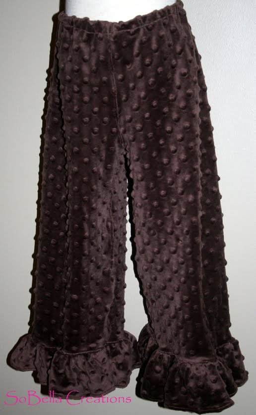 This is sew my life: Minky Ruffled Pants...and Louisiana Team Fashions!