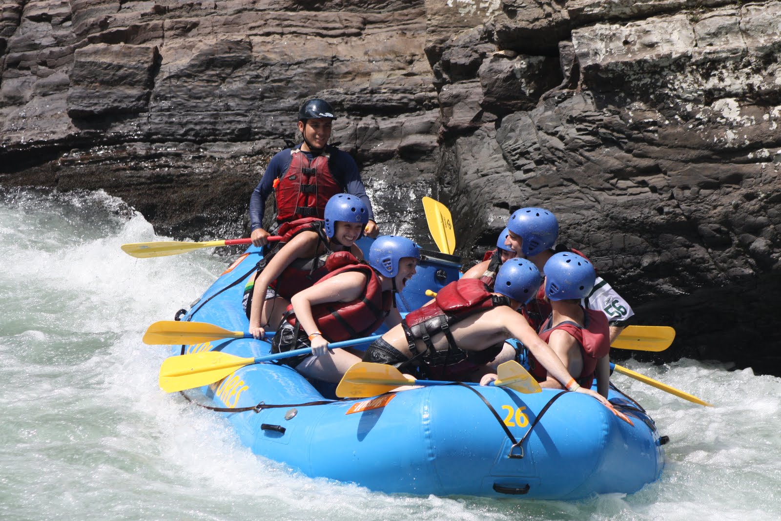 Costa Rica...the life of a gringa tica: white water raftng el rio pacuare