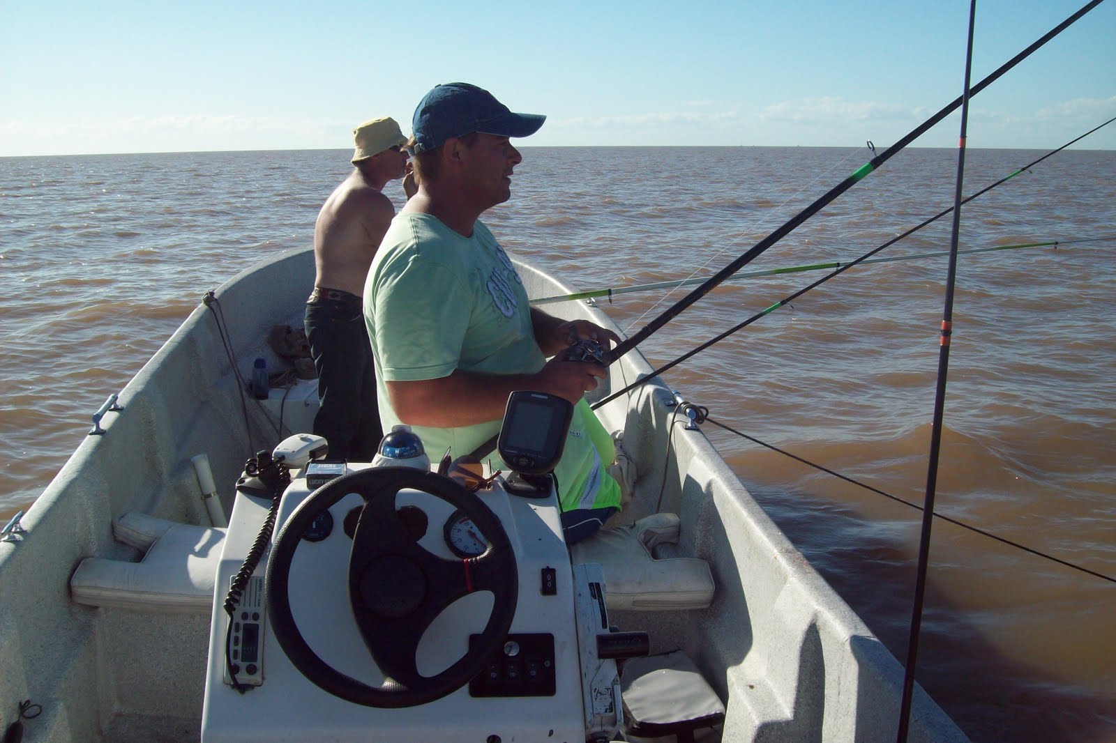 Pesca en el Río de la Plata: PEJERREY EN PLAYA HONDA